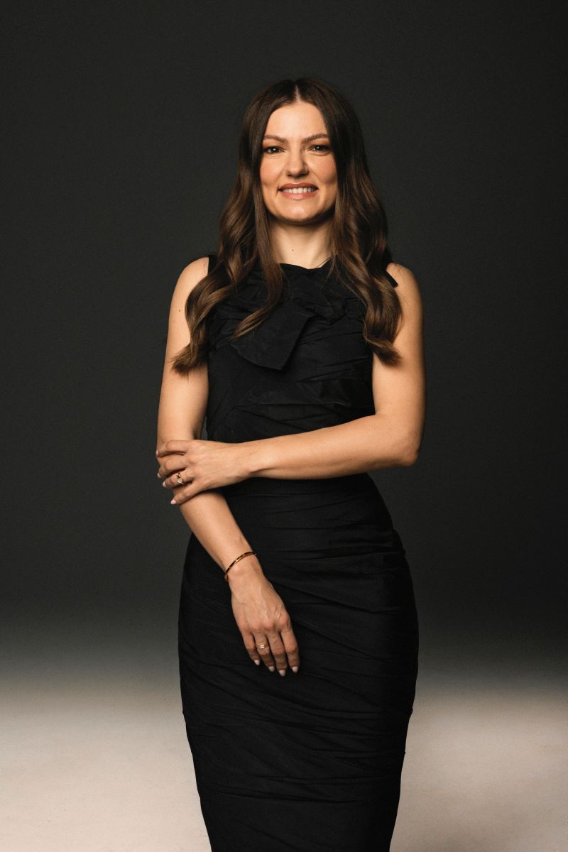 Harper's BAZAAR Voices: Suzana Berić otkriva mogu li emocije da se ...